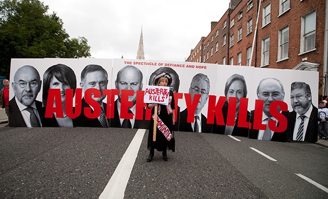 Capitalism on Life Support | An Phoblacht