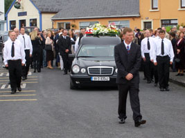 Fógraí bháis: Dermot Mitchell | An Phoblacht